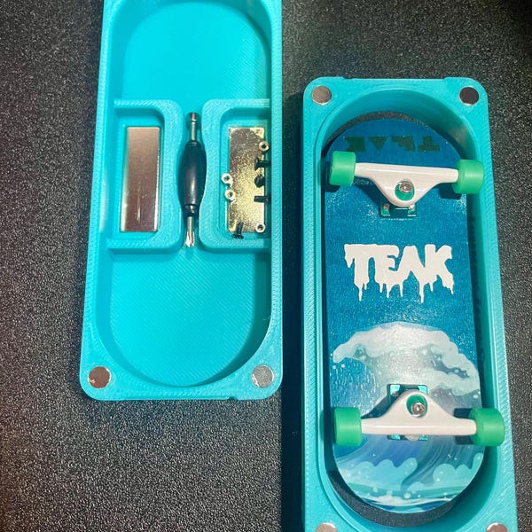 Mini Fingerboard Stand! for Vertical and Horizontal Display - 1 Stand ...