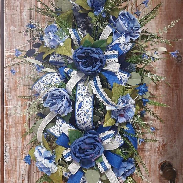 Red Black and White Foil Glitter Candy Cane Spray, Spray for Wreaths ...