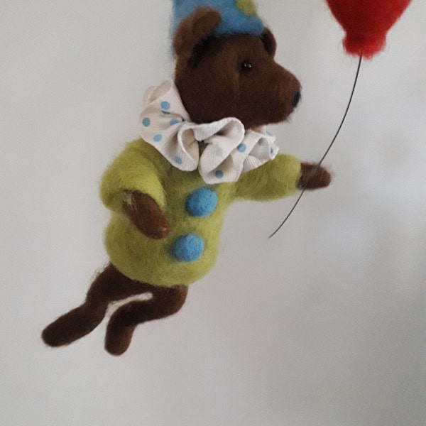 Felt and Dandy Dancing Bear Needle Felting Kit - Etsy