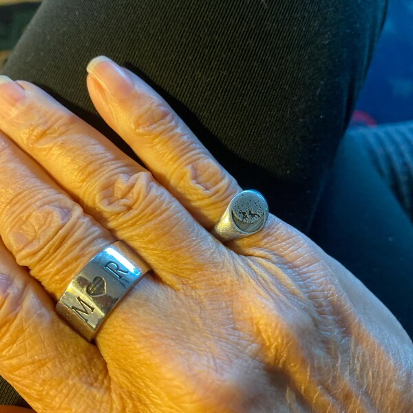 Music Notes Gold Signet Ring Bold Statement Musicians Ring Engraved ...