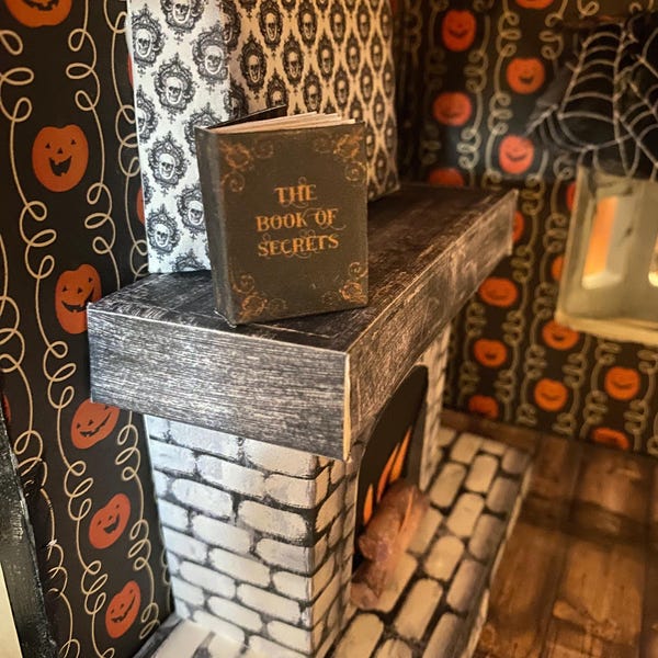 1:12 Scale Gothic Dollhouse Haunted Parlor Cozy Spooky Fireplace for ...