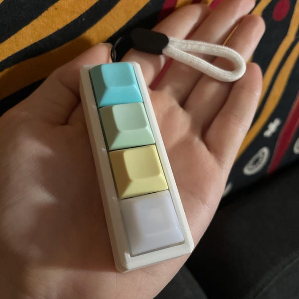 Mechanical Switch Clicky Fidget 105 Colors, Luna Kitty Keychain ...