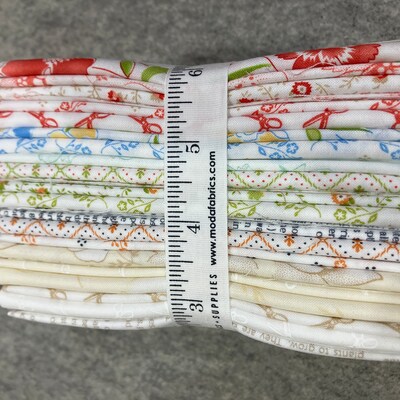Verbena Roses Chambray by Jen Hewett With Ruby Star Society for Moda ...