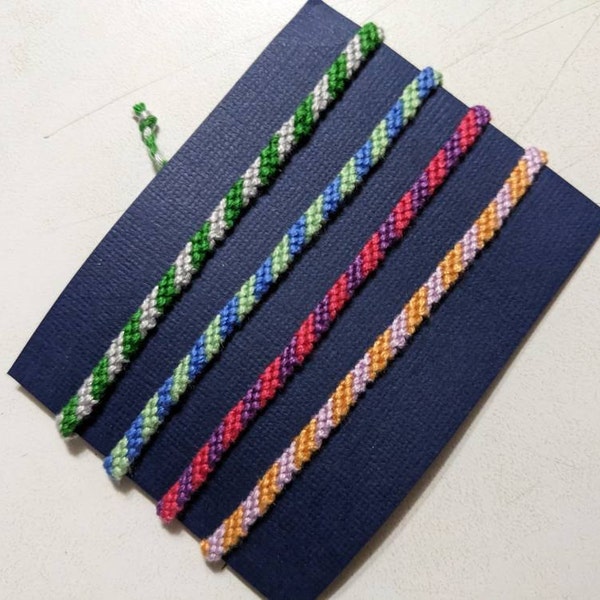 Tiny Heart Friendship Bracelet - Etsy