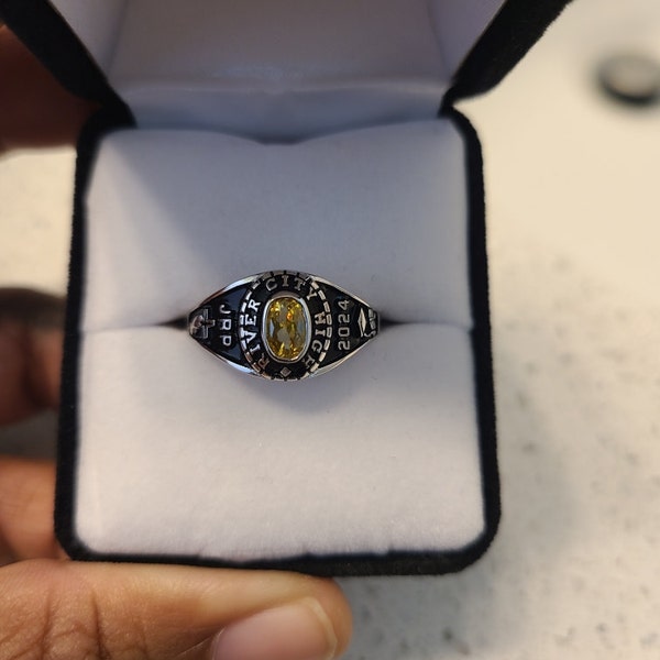 Customized Sterling Silver Ladies High School and College Class Ring ...