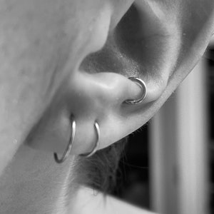 18G/20G 5mm SUPER TINY Cartilage Hoop 5mm Hinged Clicker - Etsy