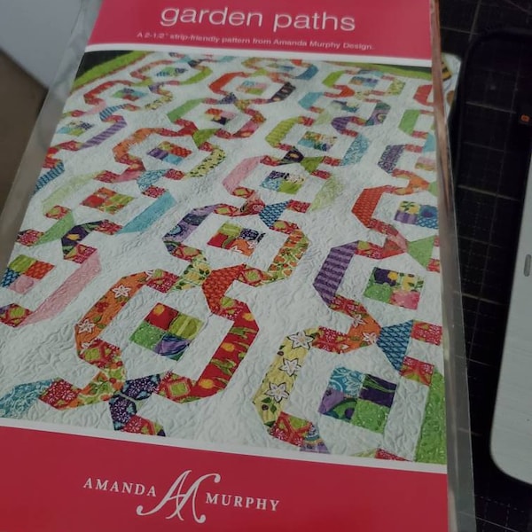 Fierce Ladies Quilt Pattern Eye Candy Quilts Quilt Pattern-houses Quilt ...
