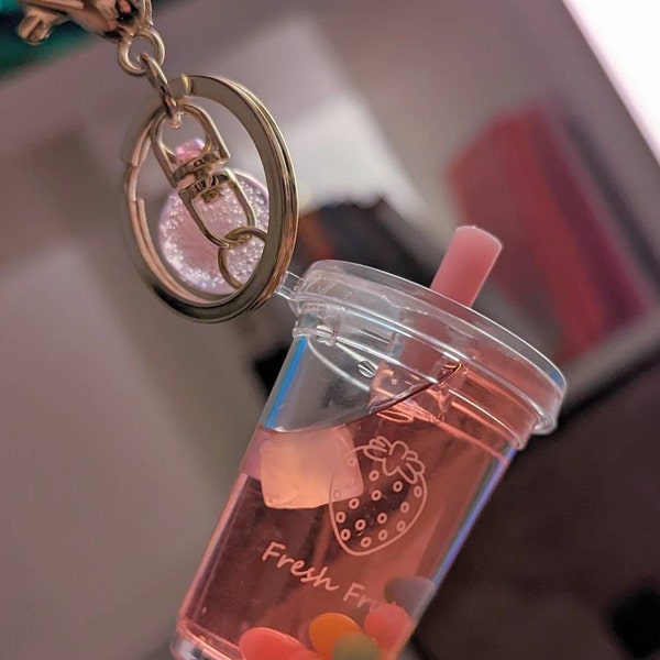 Strawberry Liquid Keychain, Boba Keychain, Quicksand Keychain, Kawaii ...