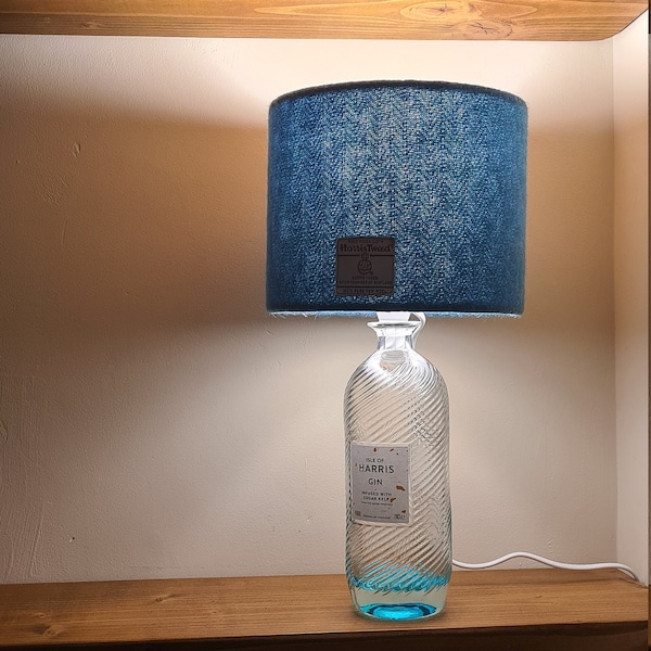 Harris Tweed Isle of Harris Gin Lamp - Etsy UK