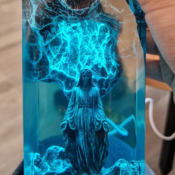 Blessed Mother Resin Wood Lamp,virgin Mary, Christian Art,christian ...