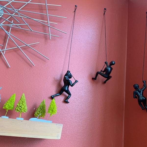 2 Piece Climbing Sculpture Wall Art Gift for Home Decor Interior Design ...