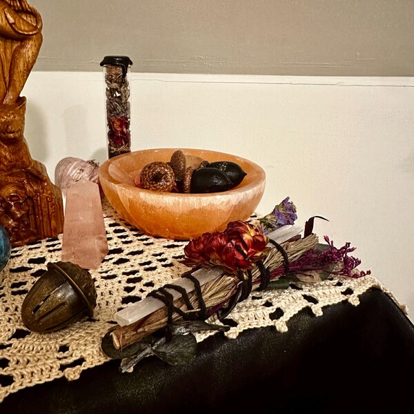 Smokeless Yule Tide Smudge Wand-handmade Altar Decor for Yule Rituals ...