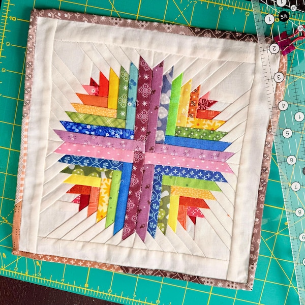 Triangle Log Cabin Foundation Paper Piecing Pattern, FPP, Quilt Block ...