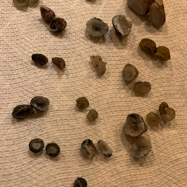 Bag of Tabasco Geodes Unopened (whole Geode) VERY SMALL GEODES - Etsy