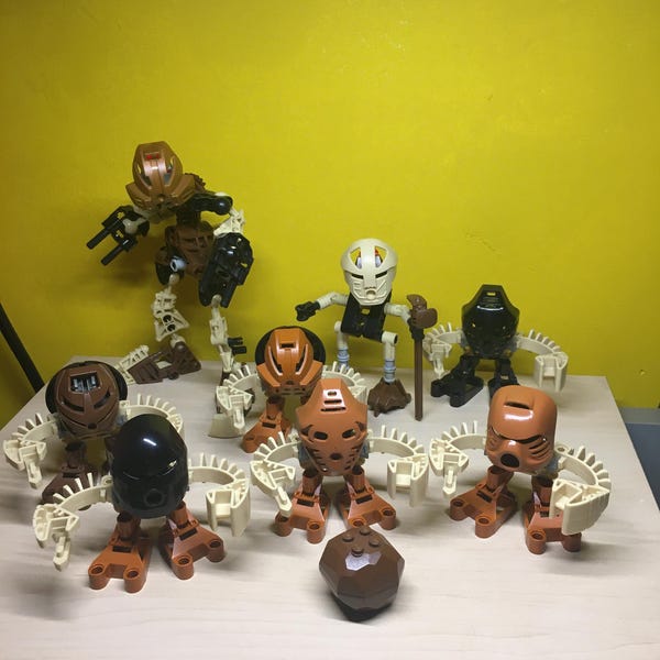 Adaptive Nuva Armor Set, Custom Chestpiece and and Shoulder Armor ...