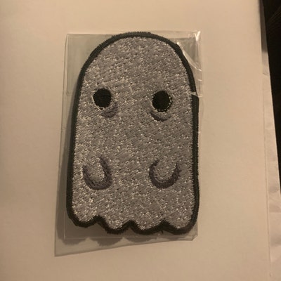 3 Embroidered Ghost Patch, Halloween Sew-on Patch - Etsy