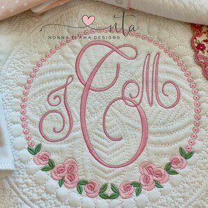 Machine Embroidery Monogram Frame / 1712 roses & Pearls Circle Frame ...