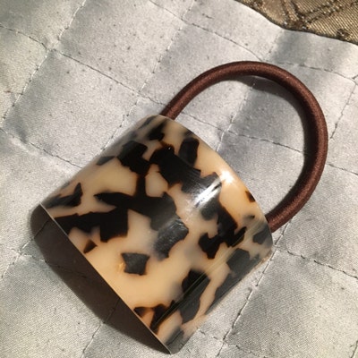 Zoey Blonde Tortoise Shell Ponytail Elastic Band Cuff, Minimalist Hair ...