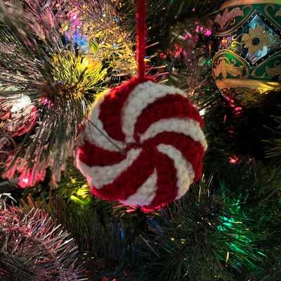 CROCHET PATTERN Swirly Bauble No. 3 3 Size Christmas Ornament Pattern ...