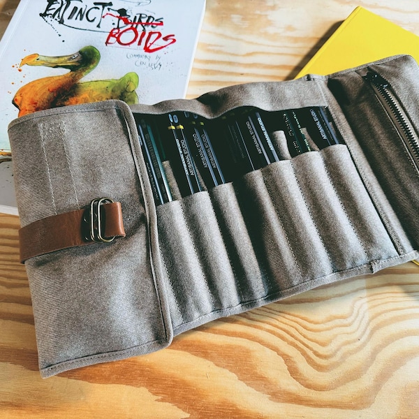 Roll up Pencil Wrap With 16 Pockets and One Zipper Pouch, Artist Roll ...