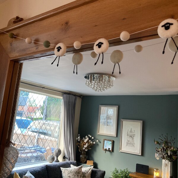 FELTED SHEEP KEYRING, Love Ewe Keyring, Sheep Gifts, Valentine Gifts ...