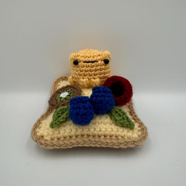 Strawberry Frog No Sew Crochet Pattern / Strawbery Hat Cute Frog ...