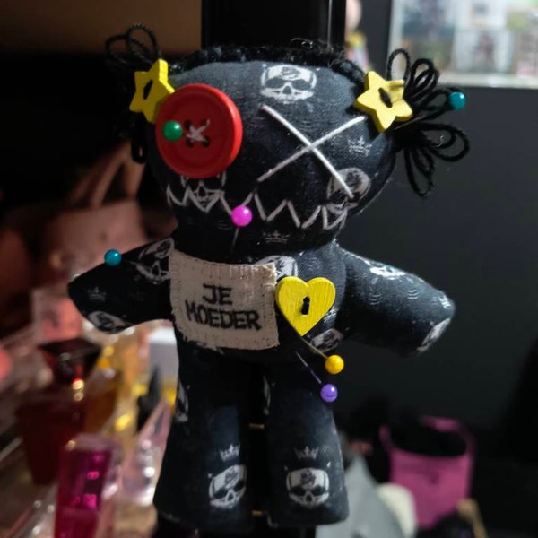 Stress Relieve Voodoo Doll - Fridge Magnet - Pin Cushion - Dammitdoll ...