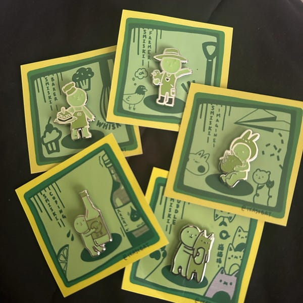 PREORDER: Little Green Man Enamel Pin - GLOWS - Etsy