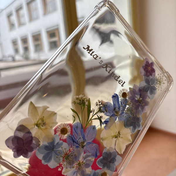 Pressed Purple Daisy Flowers E-reader Case for Kobo Libra 2 (2021 ...