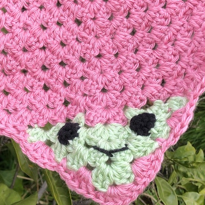 Frog Peeper Bandana Crochet Pattern Digital Download - Etsy