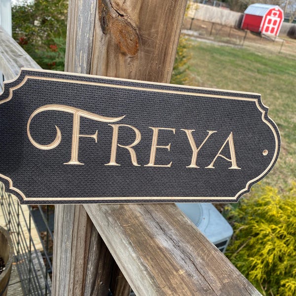 Hanging Horse Name Plates, Different Fonts, Personalised Horse Gifts ...