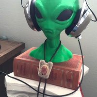 Alien Head Headphone Stand! Headset Holder Rack, Grey Area 51 ...