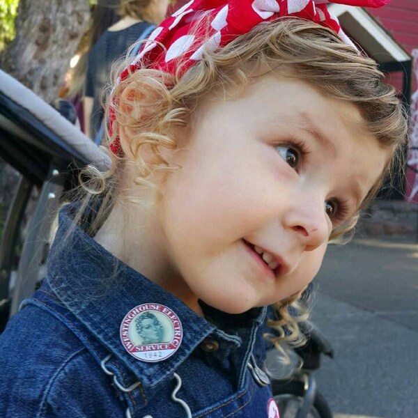 Rosie the Riveter BANDANA and Collar PIN Combo. we Can Do It Red and ...