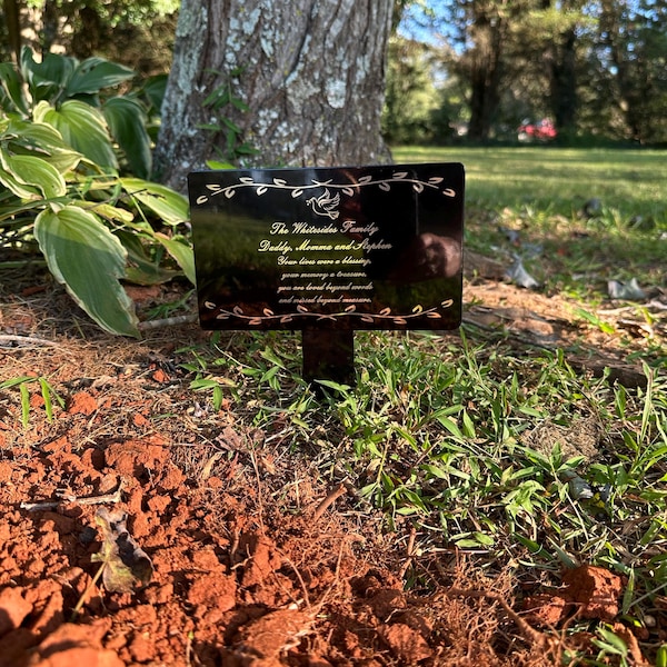 Memorial Tree Plaque With Stake, Personalized Sturdy Metal Garden ...