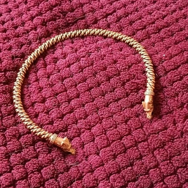 Knife Pommel Wolf Head, Wild Dog Guard Bolster Pommel, Custom Knife ...