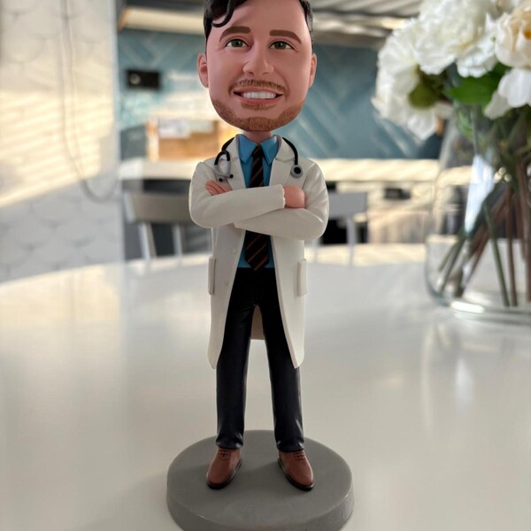 Personalized Doctor Bobbleheads, Custom Medical Doctor Bobblehead ...