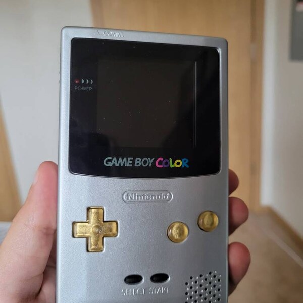 CUSTOMIZE YOUR OWN Gameboy Color! Custom Gbc Backlit Rechargeable Mod ...