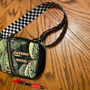 Charlie Sling Bag PDF Sewing Pattern, Sling Backpack Pattern, 3 Front ...