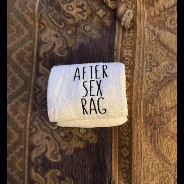 Personalized Silverware Holders Embroidered by Wedding Tokens-place ...