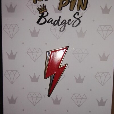 LIGHTNING BOLT Enamel Pin Badge Soft Enamel Pin Red Lightning Bolt Hot ...