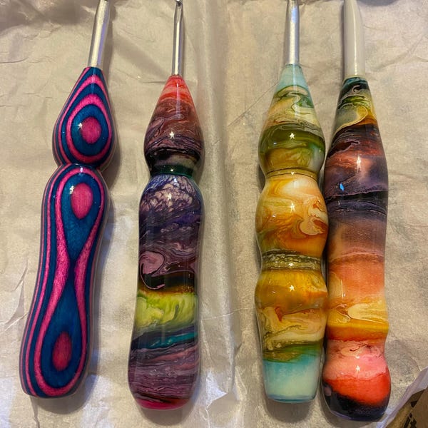 Loom Hook 1 Handmade Too Shay Knitting Loom Hook Handle Wood / Acrylic ...