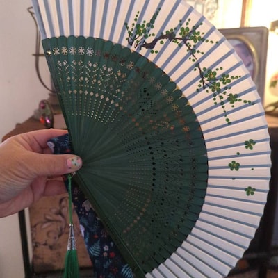 Elegant Lovely Folding Fan,flower Pattern Hand Fan, Best Thanks Giving ...