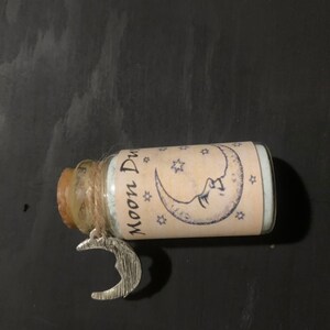 Moon Dust Powder: Wiccan Spell Ingredient (1 Ounce) - Etsy