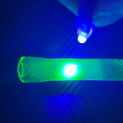 Glow in the Dark Frost Twist Cool Pipes Best Seller Unique Pipes Sexy ...