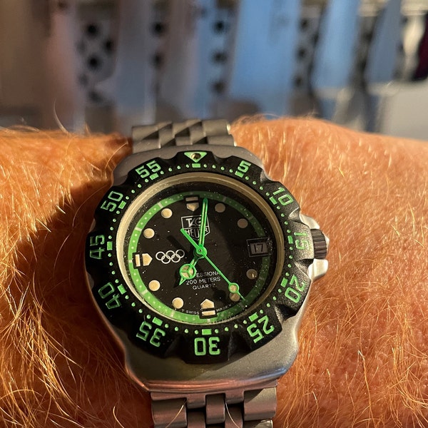 Akteo Akto Watch - Etsy