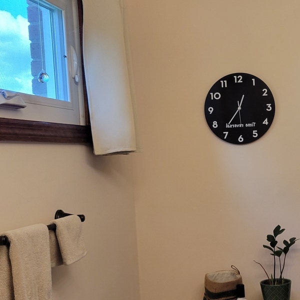 Reverse Wall Clock - Time Reversal - Round Funny Clock - Backwards Running Time ...