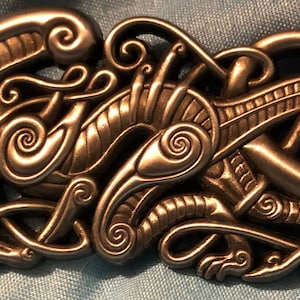 Knotwork Xenomorph 3D Metal Pin Alien Monster Celtic Viking Gripping ...