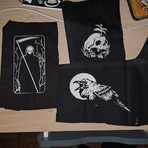 RAVEN PATCH Do I Really Need to Write Anything Else Here Well I Can't ...