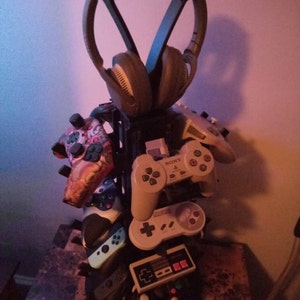 Fang Control Tower Video Game Controller Stand Original - Etsy