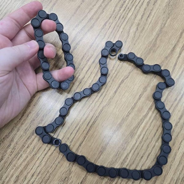 Fidget Chain - Toy for Adults and Kids, Ultra Quiet, Small, Medium ...